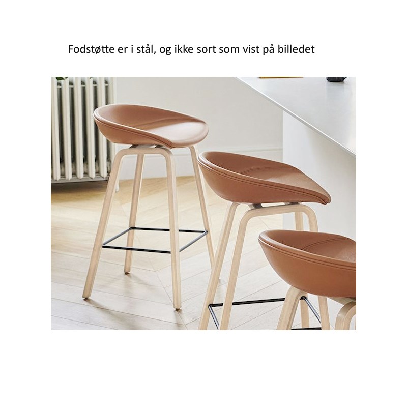 HAY - AAS 33 - Barstol - sense læder i cognac - ben i sæbebehandlet eg ...